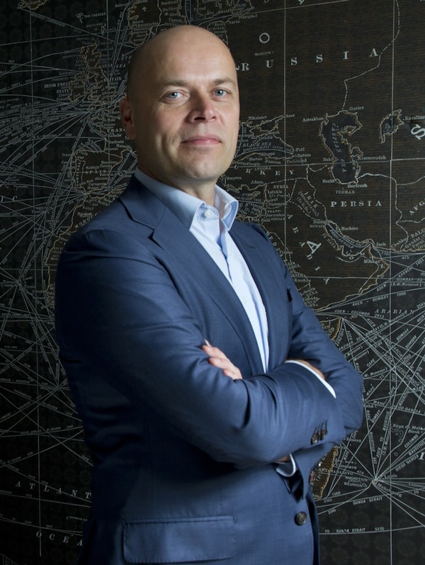 Mathijs Bouman | Official Bookings | Speakers Academy