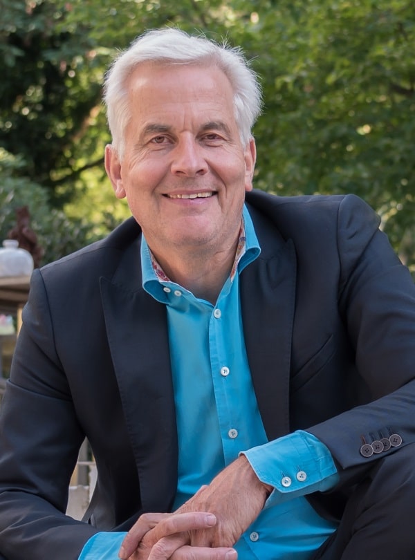 Thomas Rau | Official Bookings | Speakers Academy