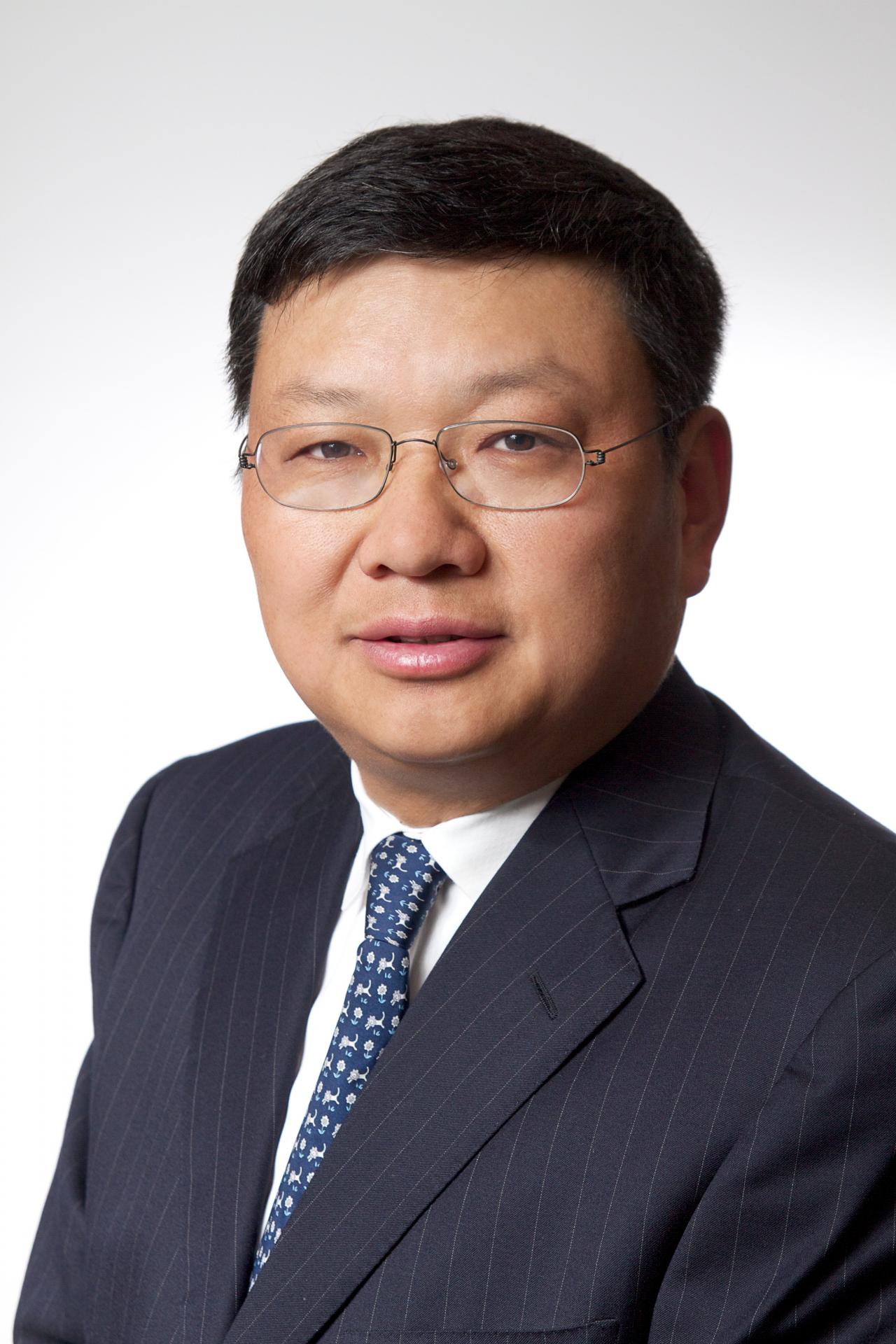 Bing Xiang - Book a speaker at Speakers Academy®