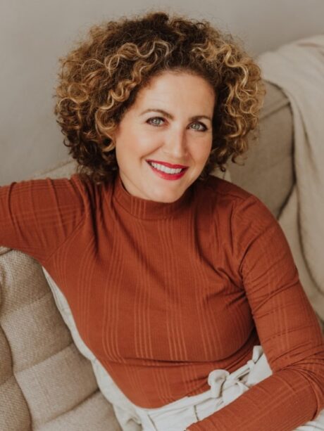 Emmelie Zipson | Official Bookings | Speakers Academy